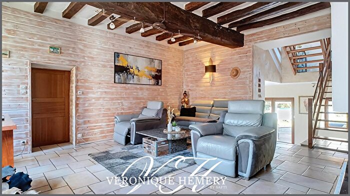 Maison 8 pièces à vendre - Sablé-sur-Sarthe, Rive Gauche