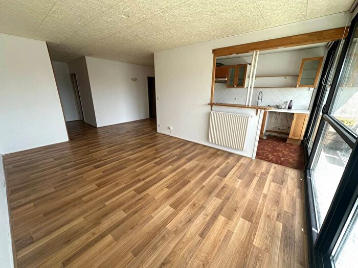 Cimetiere Nord-Petit Bruges - Appartement 3 pièces à louer