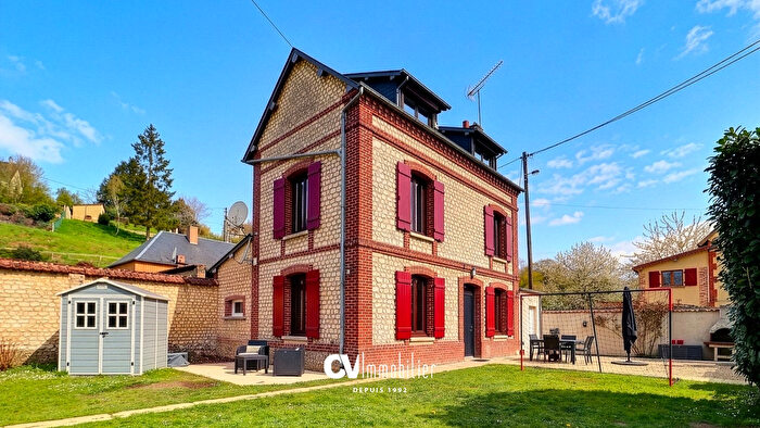 Maison à vendre - Saint-Étienne-du-Vauvray - 5 pièces - 3 chambres