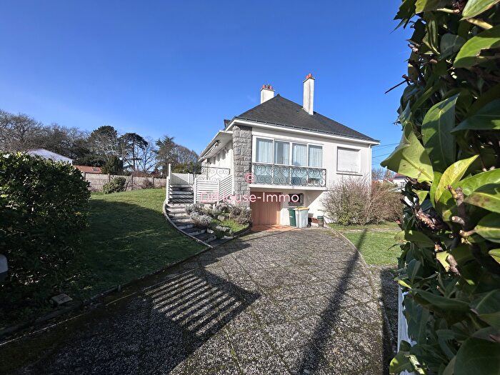 Maison à vendre - Saint-Sébastien-sur-Loire, Ouest - 6 pièces - 4 chambres