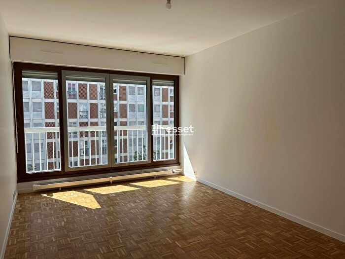 Bièvres Sud Tolbiac, Paris 13ème arrondissement : Appartement 3 pièces à louer