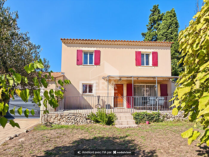 Maison 5 pièces à Châteaurenard, Jentelin, Route d'Avignon, Confignes, à vendre