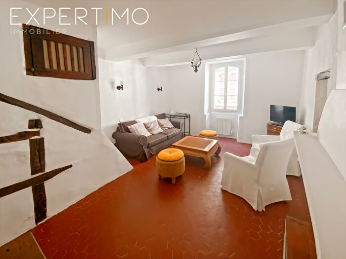 Maison 6 pièces à Viens, à vendre