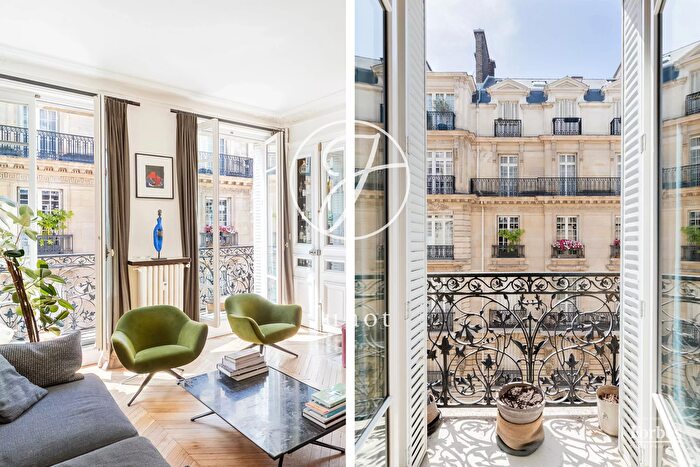 Paris 8ème, Europe - Appartement 3 pièces à vendre