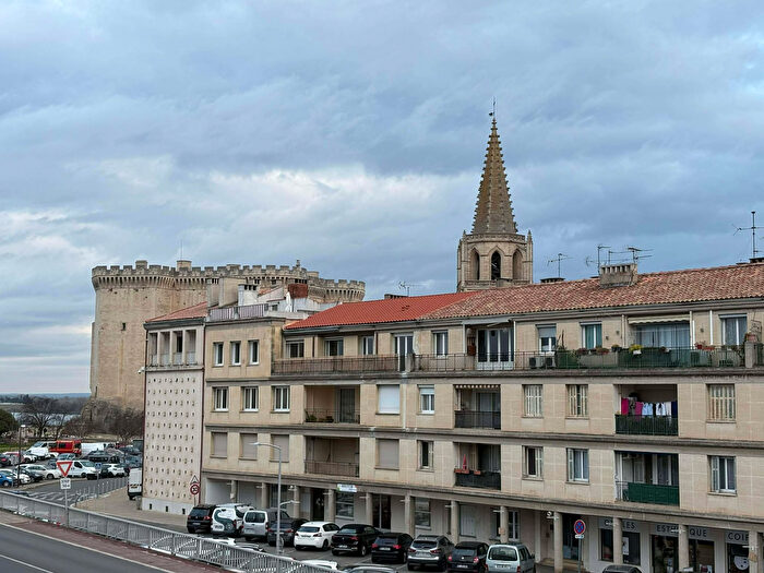 Appartement à vendre - Tarascon, Centre-ville, Château, Condamine - 3 pièces - 2 chambres