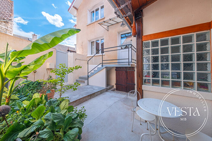 Chambolle-Musigny - Maison 8 pièces à vendre