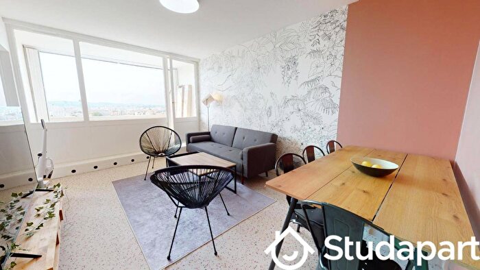 Appartement à louer - Cusset, Villeurbanne - 1 pièce - 1 chambre