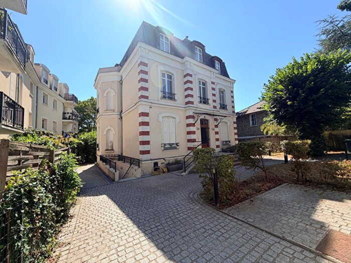 Villiers-sur-Marne, Centre-ville : Appartement 2 pièces à vendre