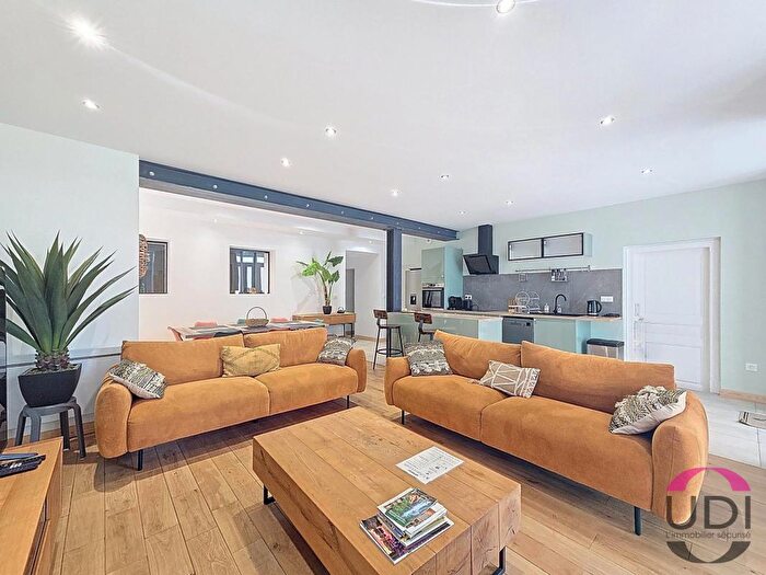 Appartement à vendre - Montluçon, Centre-ville, Les Forges - 3 pièces - 2 chambres