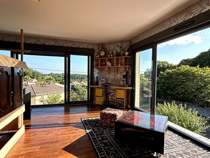 Maison à vendre - Floirac, Belle Croix, Rebédech - 7 pièces - 5 chambres