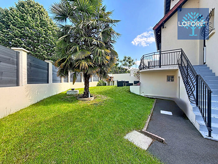 Noisy-le-Grand, Centre-ville - Maison 5 pièces à vendre