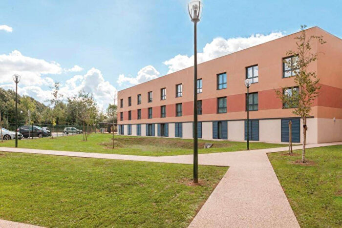 Magny-les-Hameaux - Appartement 1 pièce à louer