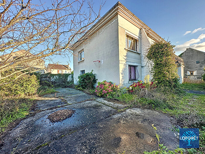 Maison à vendre - Le Plessis-Pâté - 7 pièces - 4 chambres