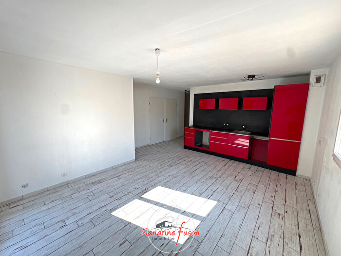 Appartement 3 pièces à Gattières, à vendre