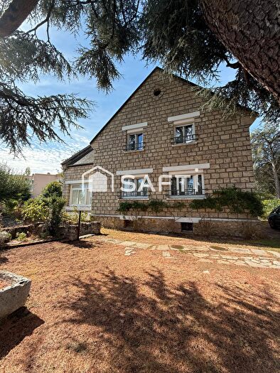Gaillon : Maison 8 pièces à vendre