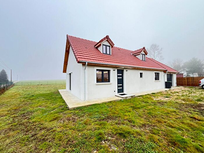 Maison à vendre - Étrépagny - 5 pièces - 3 chambres