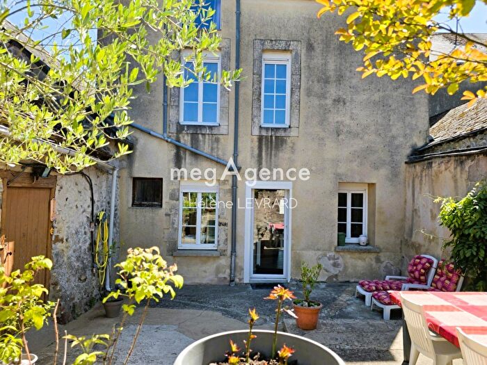 Maison à vendre - Torcé-Viviers-en-Charnie - 8 pièces - 4 chambres