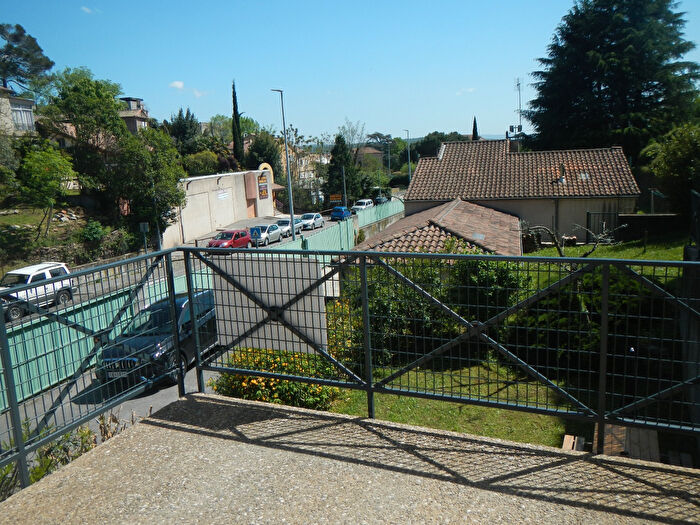 Appartement à louer - Aubenas, Paillouse, Baza - 2 pièces - 1 chambre