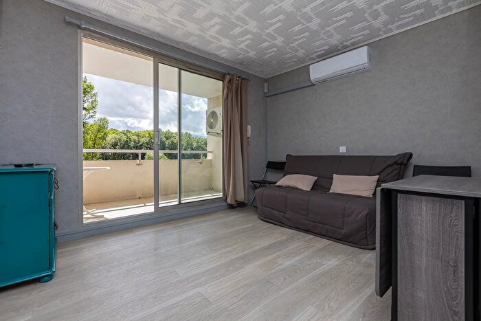 Appartement 2 pièces à Montalieu-Vercieu, à vendre
