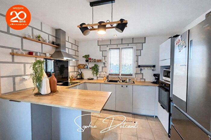 Maison à vendre - Nouzilly - 4 pièces - 2 chambres