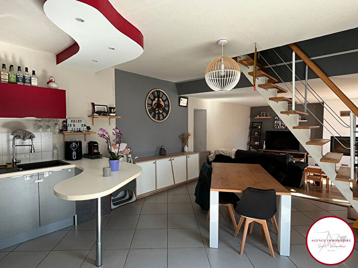 Maison à vendre - Saint-Georges-de-Poisieux - 5 pièces - 3 chambres