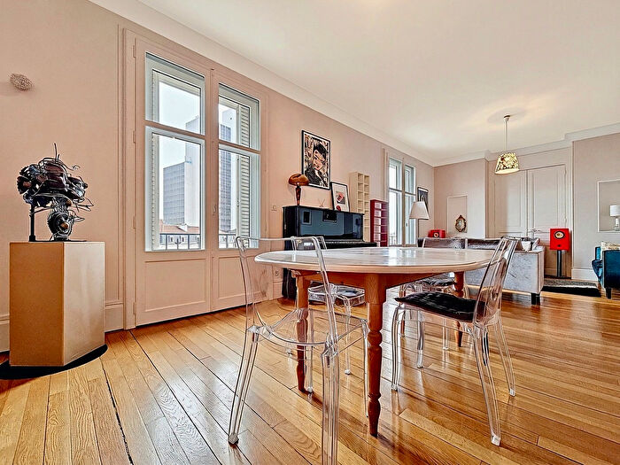 Appartement à vendre - Nancy, Poincaré, Foch, Anatole France, Croix de Bourgogne - 7 pièces - 4 chambres