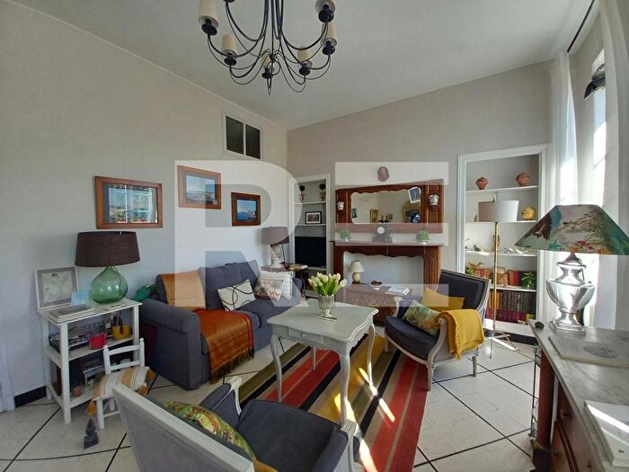 Appartement à vendre - Nîmes, Feuchères - 5 pièces - 3 chambres