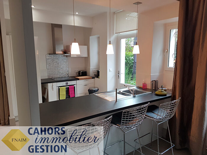 Appartement 4 pièces à louer à Cahors, Centre-ville