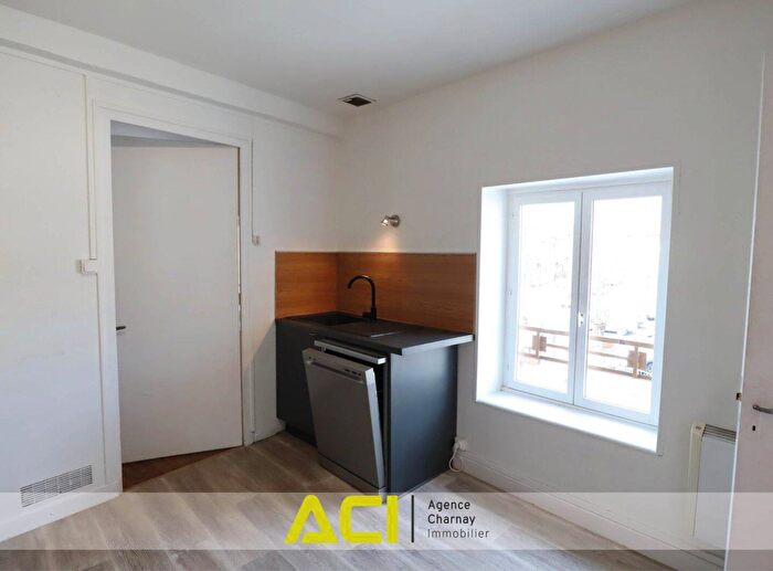 Appartement à louer - La Roche-Vineuse - 2 pièces - 1 chambre