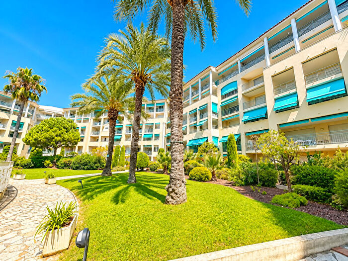 Appartement 2 pièces à vendre - Antibes, Antibes-les-Pins, Trianon, Le Fournel, Peyregoue