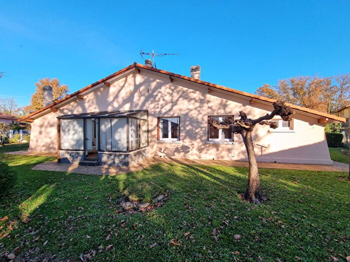 Maison à vendre - Saint-Pierre-du-Mont - 5 pièces - 2 chambres