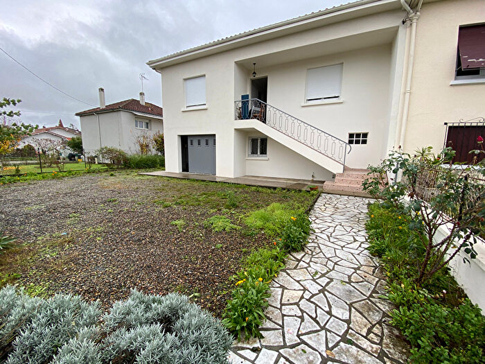 Appartement 4 pièces à louer à Aire-sur-l'Adour