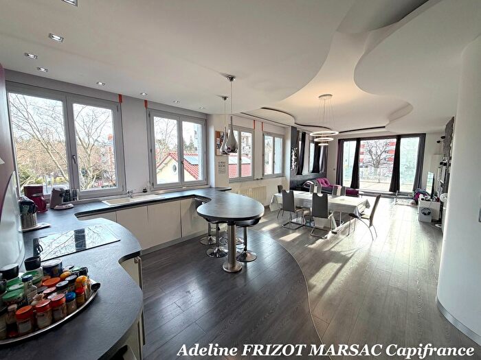 Appartement à vendre - Saint-Étienne, La Métare, Le Portail Rouge, Fauriel, Villeboeuf - 4 pièces - 3 chambres