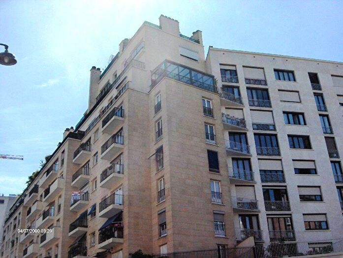 Appartement 3 pièces à Violet Commerce, Paris 15ème arrondissement, à louer