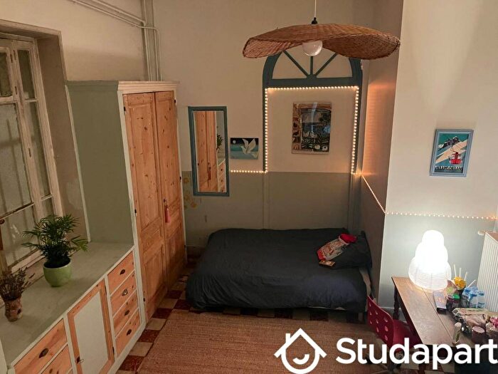 Appartement à louer - Centre, Sainte-Foy-lès-Lyon - 1 pièce - 1 chambre