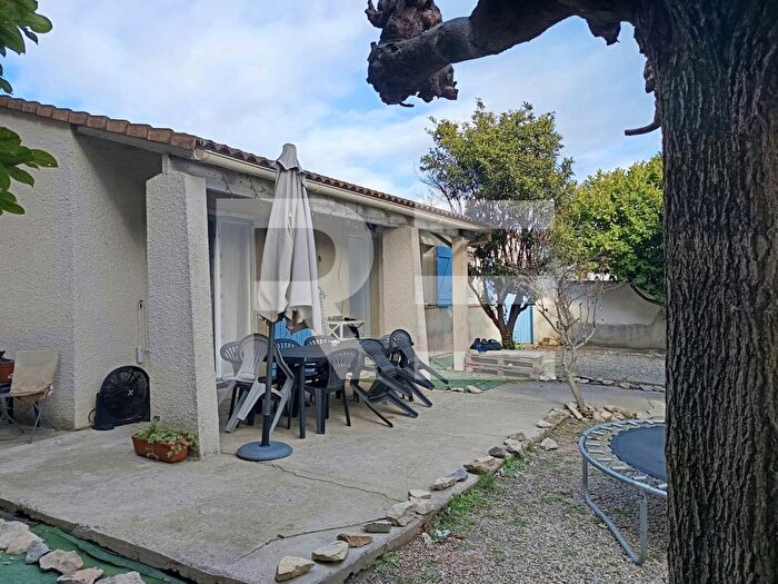 Maison à vendre - Uchaud - 4 pièces - 3 chambres