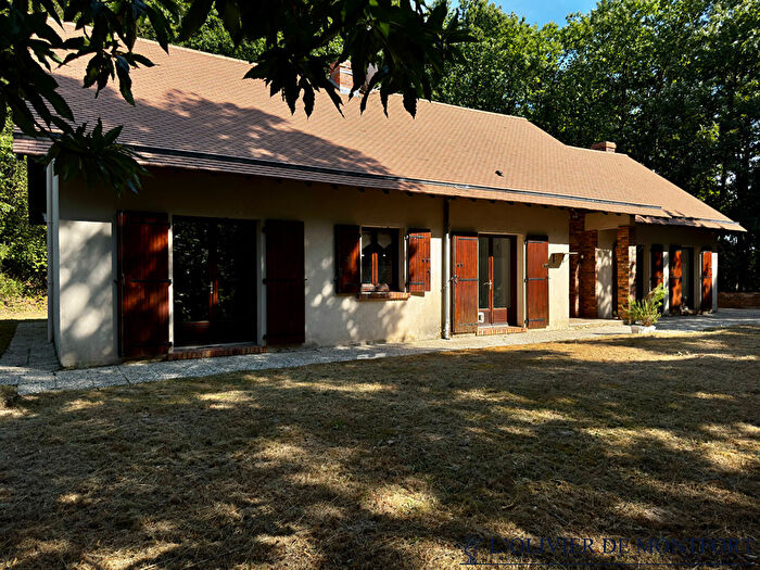 Saint-Rémy-l'Honoré : Maison 4 pièces à louer
