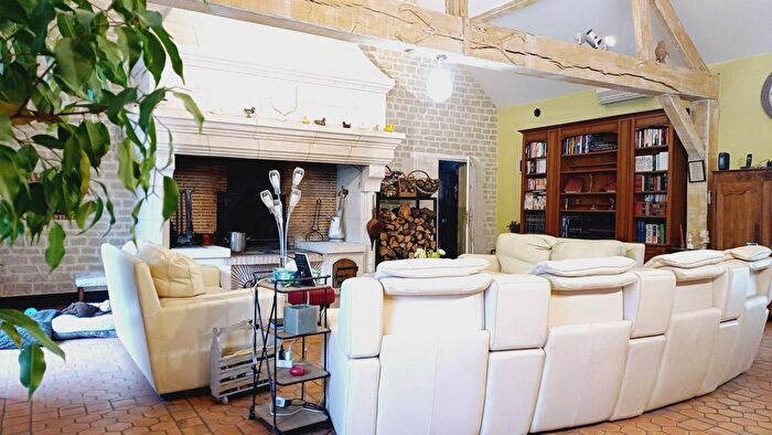 Maison à vendre - Sully-sur-Loire - 8 pièces - 5 chambres