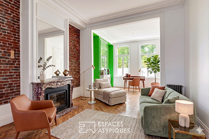 Appartement à vendre - Lille, Centre-ville, Euralille - 4 pièces - 3 chambres