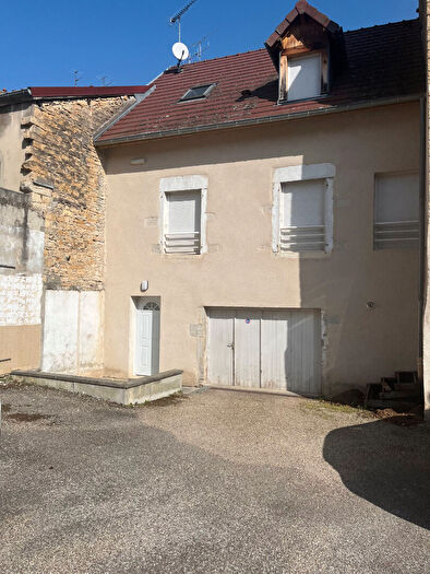 Maison à vendre - Lons-le-Saunier, Centre-ville - 4 pièces - 2 chambres