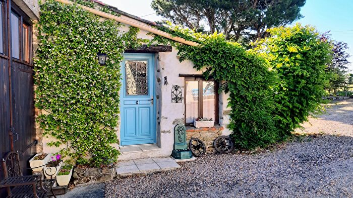 Maison à vendre - Maché - 15 pièces - 8 chambres