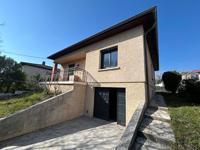 Maison à louer - Saint Caprais, LUnion - 4 pièces - 3 chambres