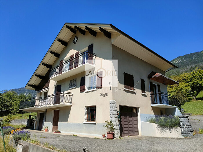 Maison 8 pièces à Les Villards-sur-Thônes, à vendre