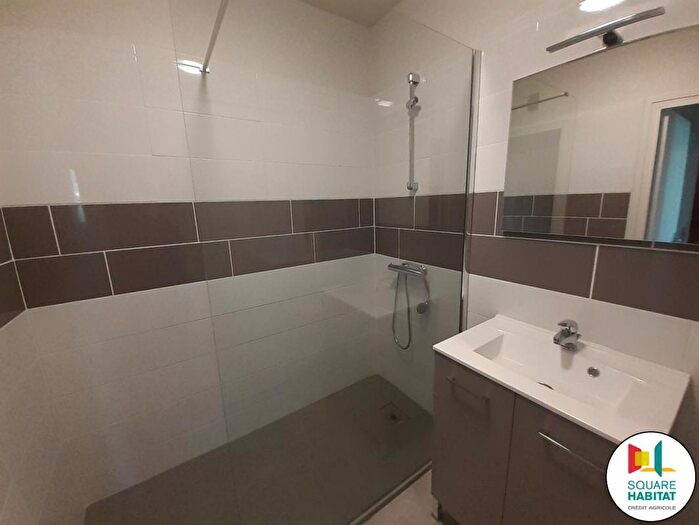 Appartement à louer - Chamalières, Hauteurs de Chamalières, Les Savarounes - 2 pièces - 1 chambre