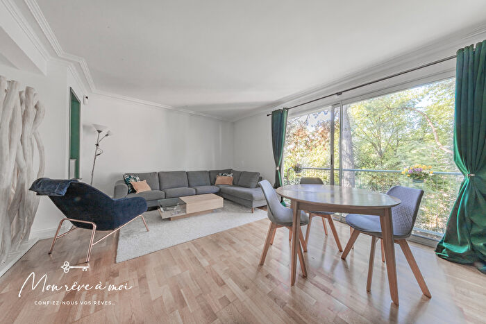 Appartement 3 pièces à vendre à Sèvres, Croix-Bosset, Monesse, Brancas