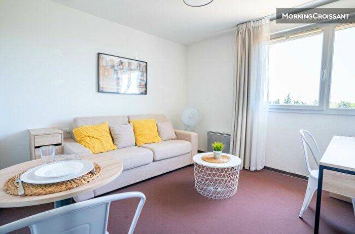 Courtine, Avignon : Appartement 1 pièce à louer