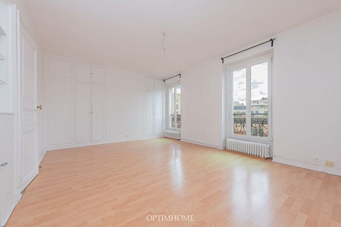 Saint-Mandé, Notre Dame, Saint-Michel de Picpus : Appartement 3 pièces à vendre