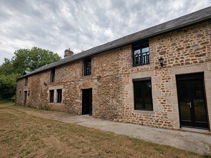 Maison 8 pièces à Lignières-Orgères, à vendre