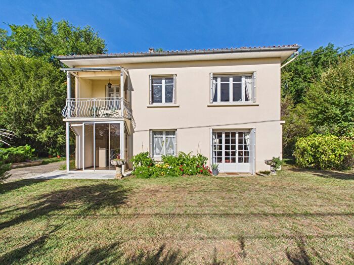 Maison 8 pièces à vendre à Cuzorn