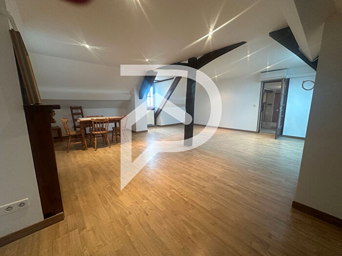 Blandy : Appartement 3 pièces à louer